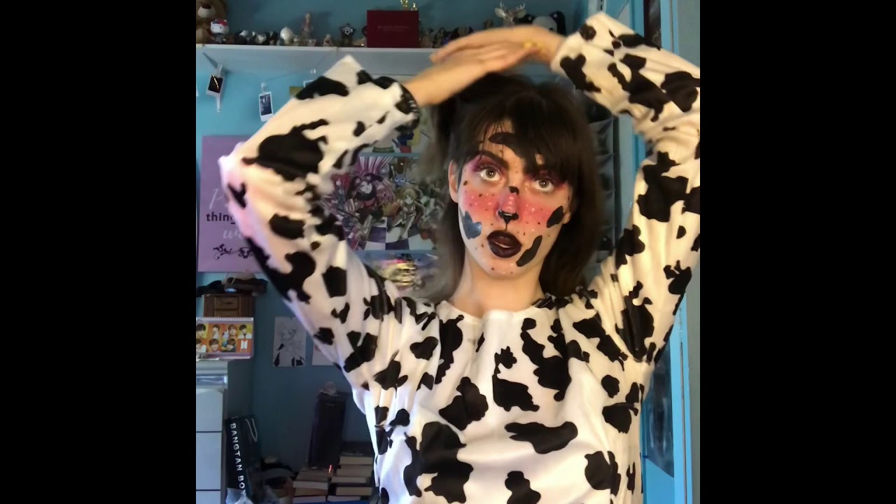 Holy cow! Halloween costume tutorial! - YouTube