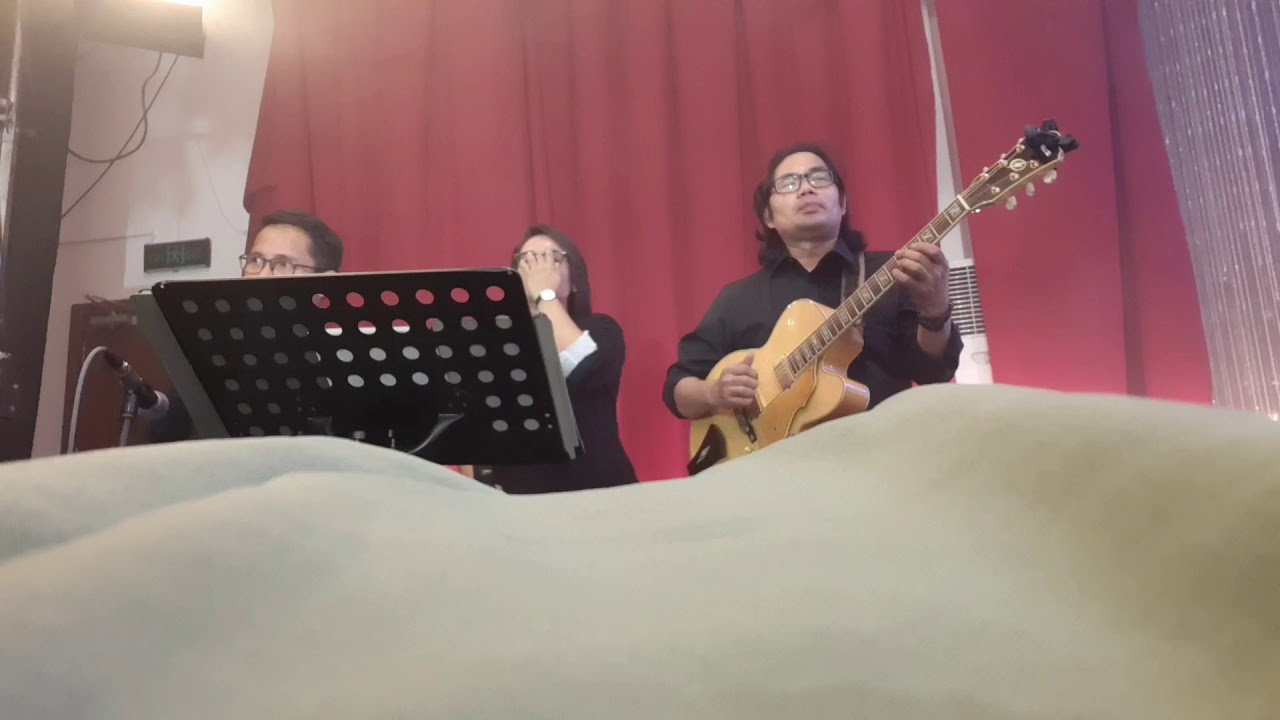 Fly Me To The Moon / Sunday Morning (Cover) Ft. Edward Picache on Sax ...