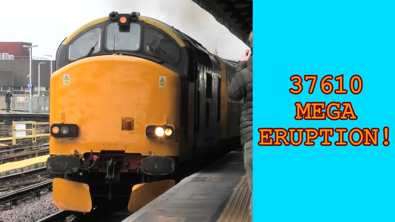 37610 ERUPTS out of Clapham Jn with BRUTAL THRASH and CLAG PLUS 9702 ...