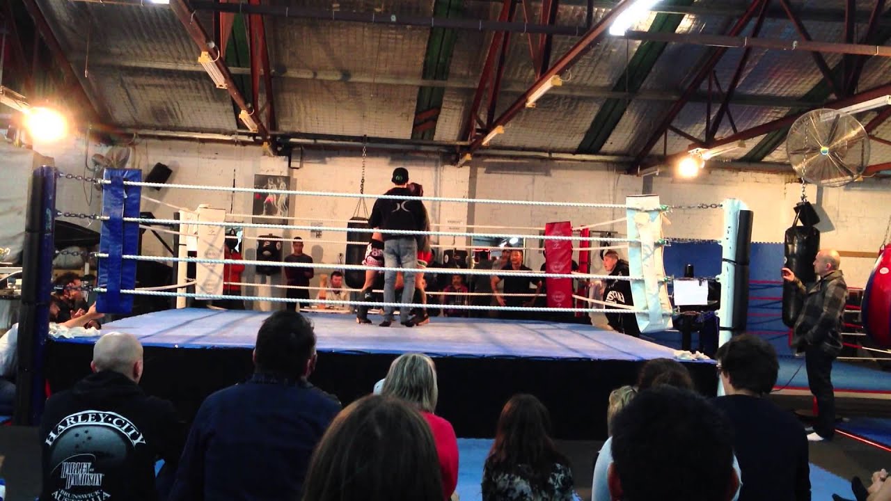 Yuong's Fight DMD'S MMA ROUND 3 - YouTube