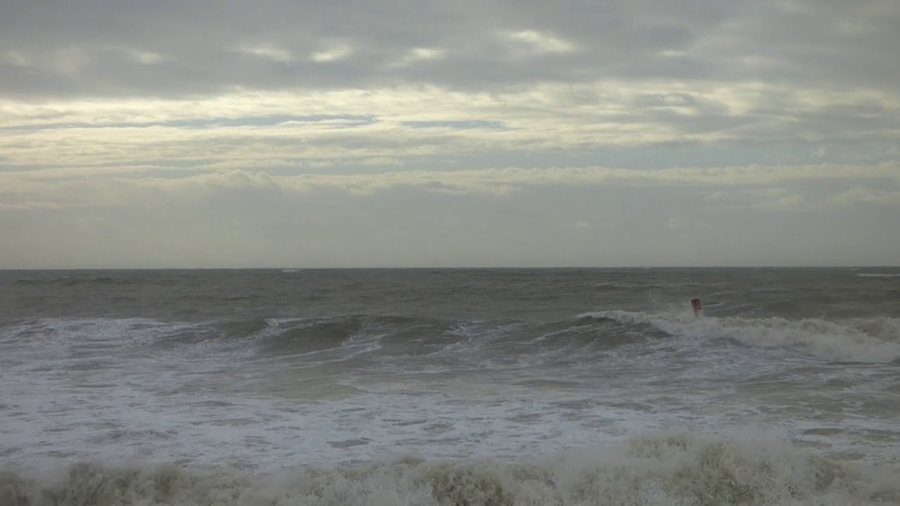 Tide coming in -English Channel -10th February 2020 - YouTube