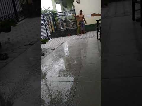 MANDI AIR HUJAN#Main dirumah aja efek social distancing#MANDI AIR HUJAN