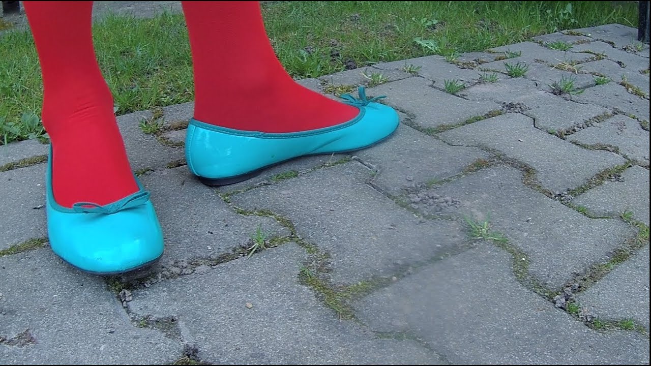 195 balerina flats in trash - YouTube