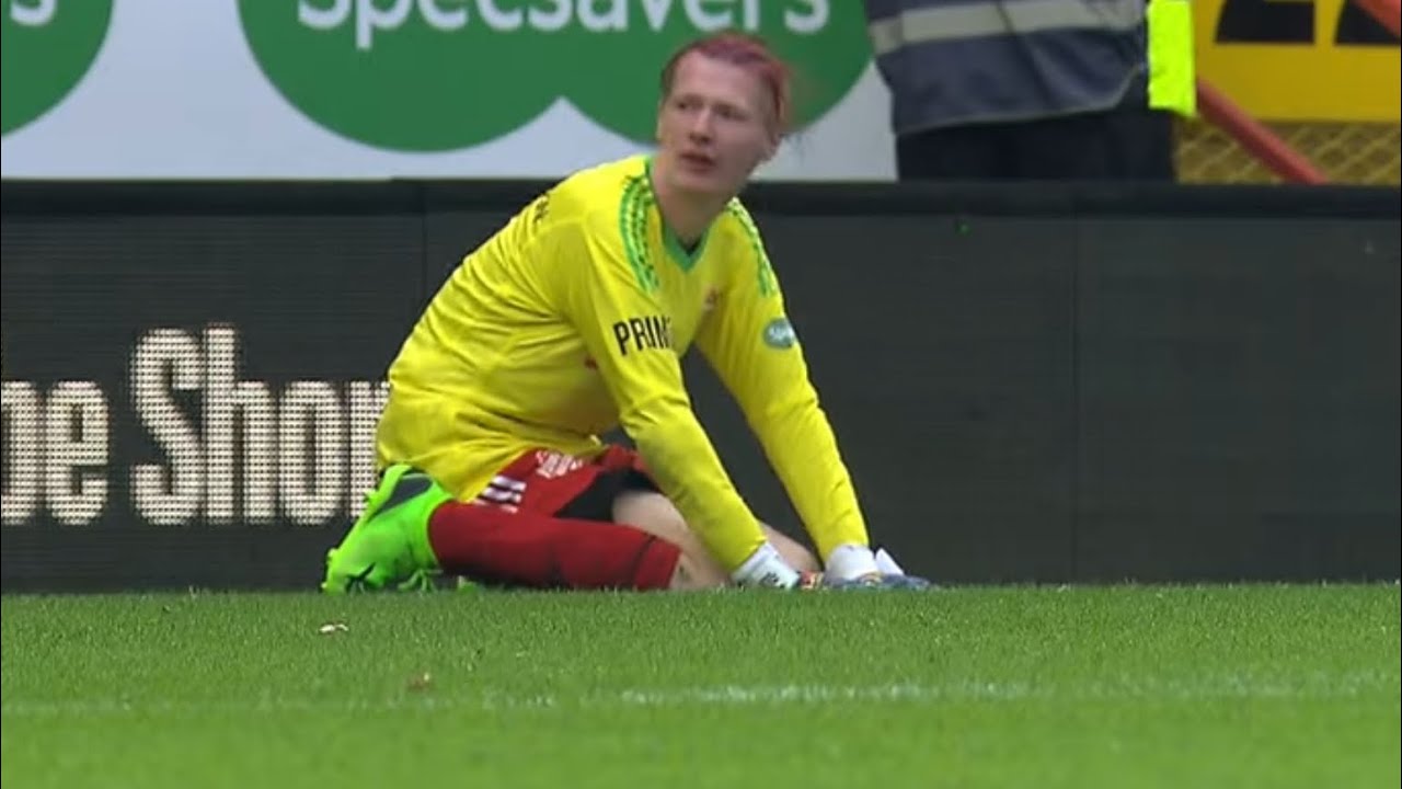 Cal the dragon horror show🤕 - YouTube