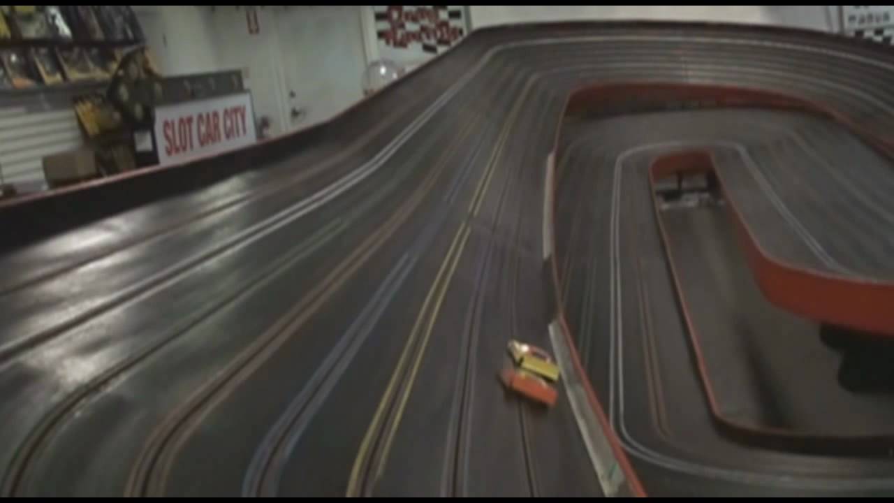 Slot Car Crashes from Slot Car City - YouTube