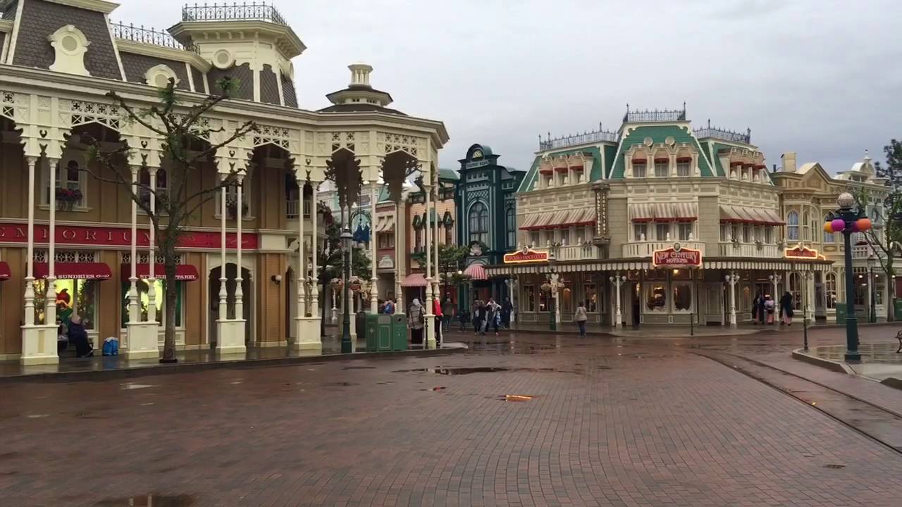 Main Street & Side Hallways Along Stores - YouTube