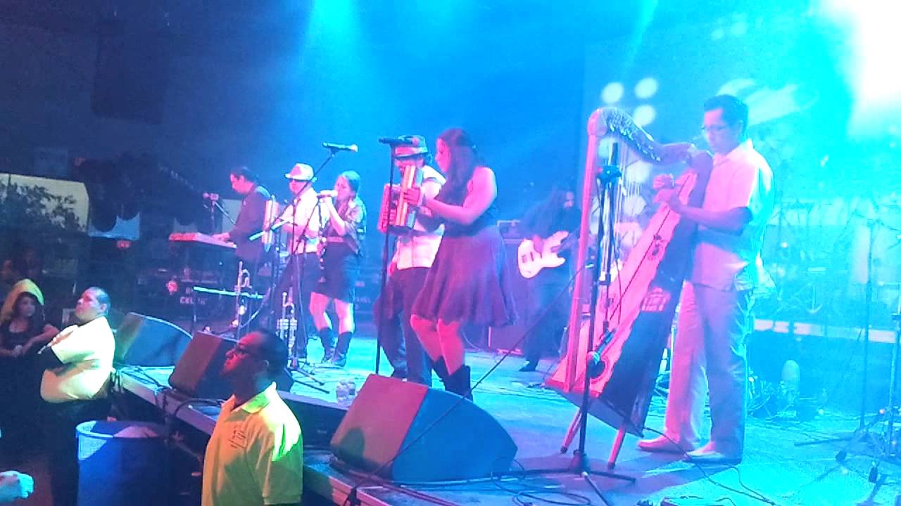 Frontera bugalu - YouTube