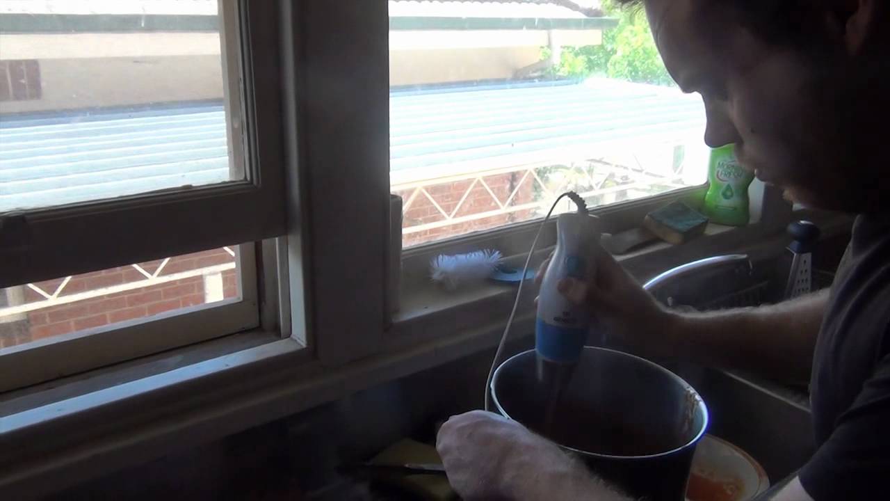 Sopranos Kitchen - Bolognese part 2 - YouTube