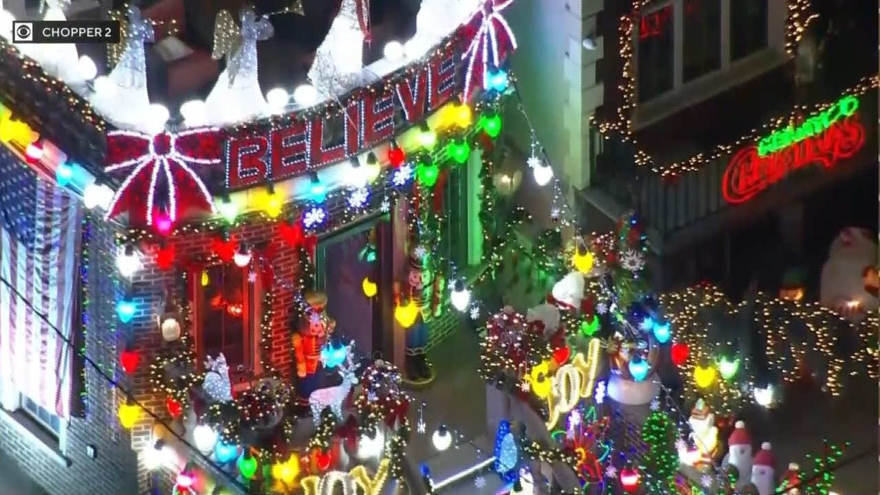 When to start the Christmas season. - TROY TrojanVision News - YouTube