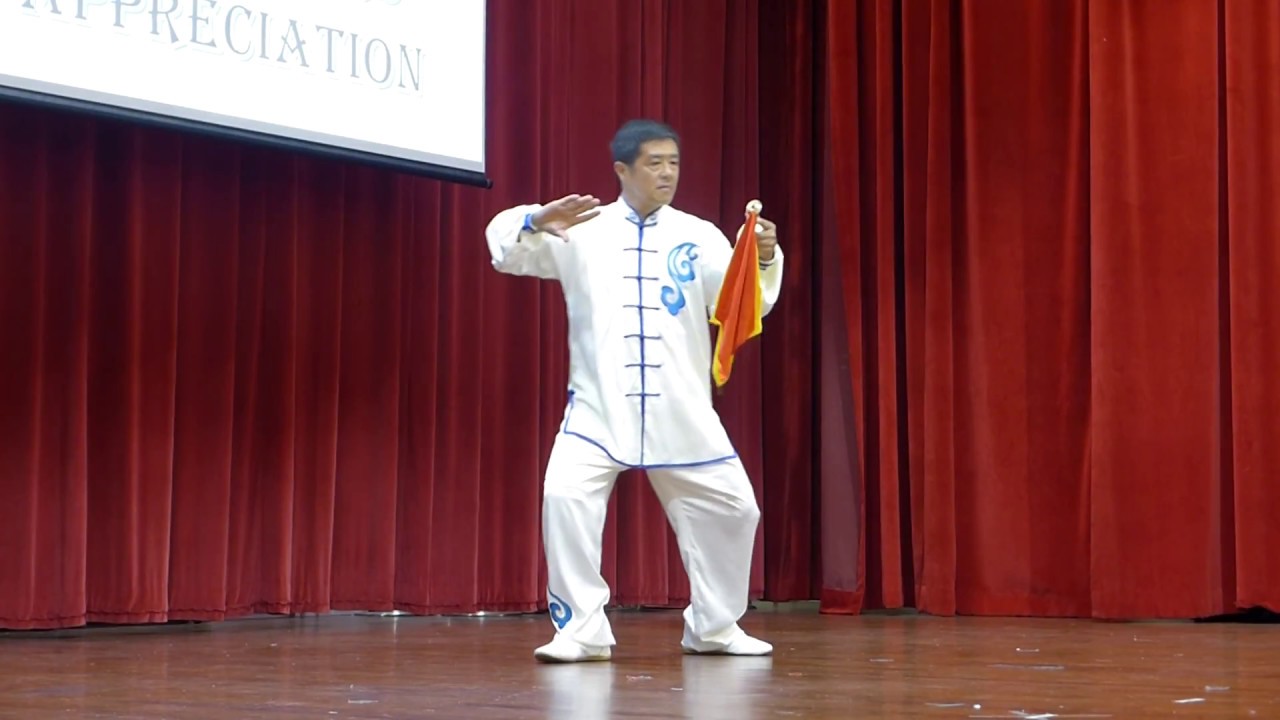 陈式太极单刀 Chen Style Taiji Dao(Broadsword) 王黎明 杨厝港社区体育俱乐部 指导老师: 王蓉老师 26 Nov 2017 - YouTube