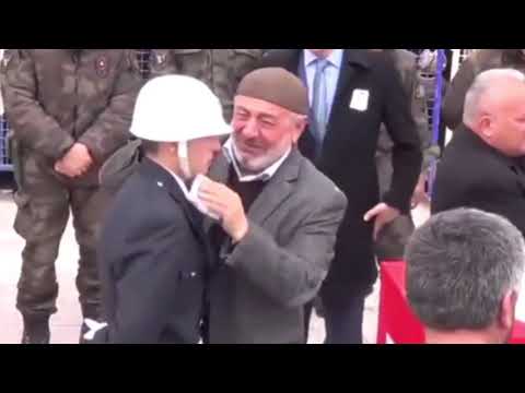 Bayrak nedir, Vatan nedir, Toprak nedir diyen zihniyete seslenmek gerek!