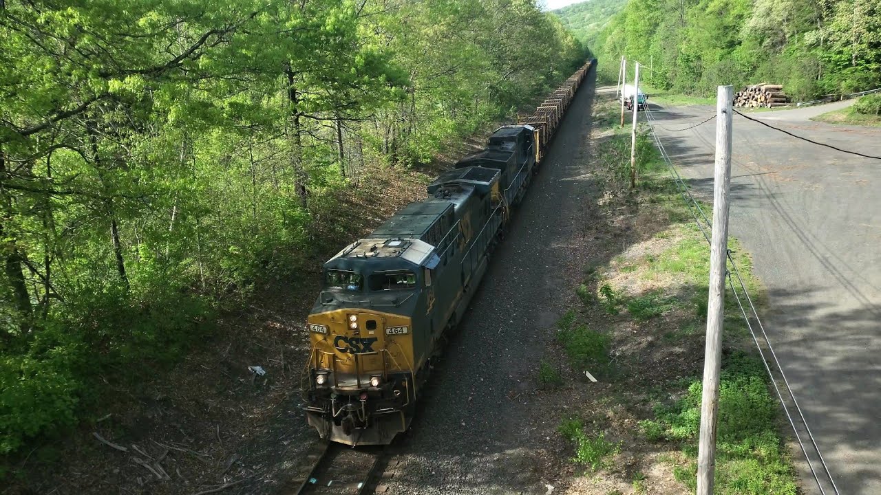 CSX Welded Rail Train W022 Coasting Down the Grade Through Russell, MA (5/13/22) - YouTube