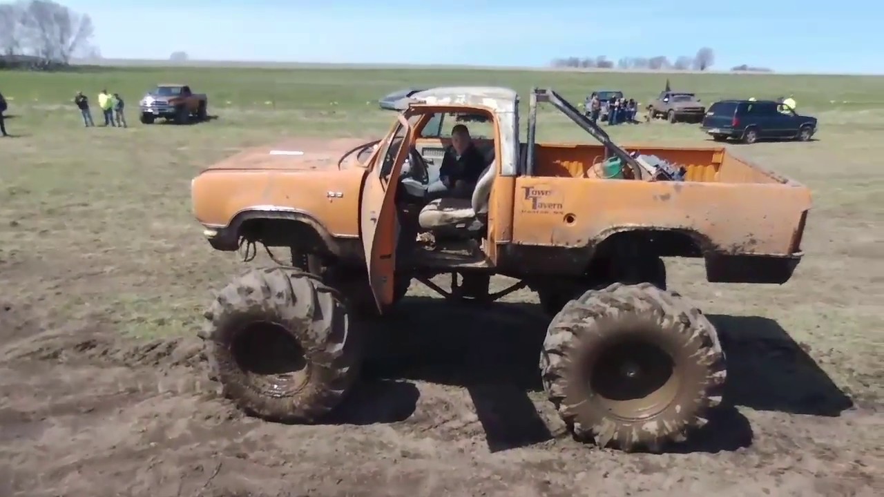 Modified Truck Nation Mud Bog April 2017 - YouTube