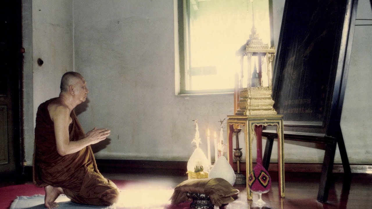 A Simple Monk - พระสงฆ์ที่เรียบง่าย - YouTube