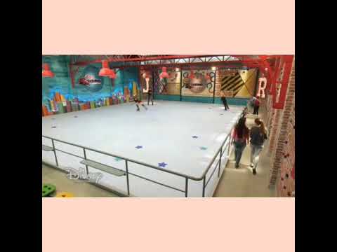 Emilia, Ramiro y Ámbar patinan