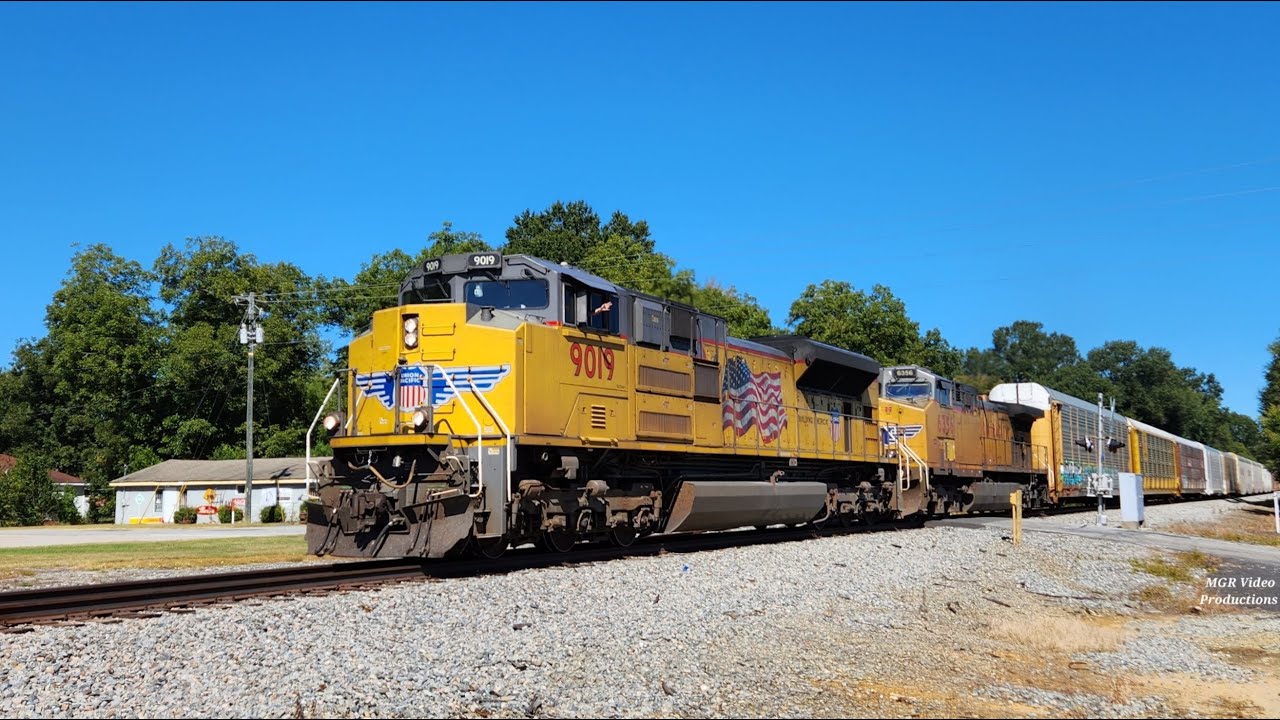 10-2-2022: UP SD70AH 9019 with K5HL & Old Paint UP AC44CW Lead NS 321 ...