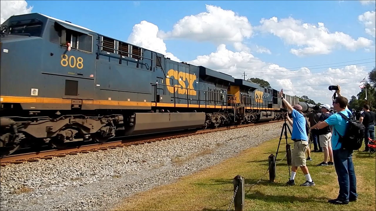Csx tank train goes through Folkston Georgia - YouTube