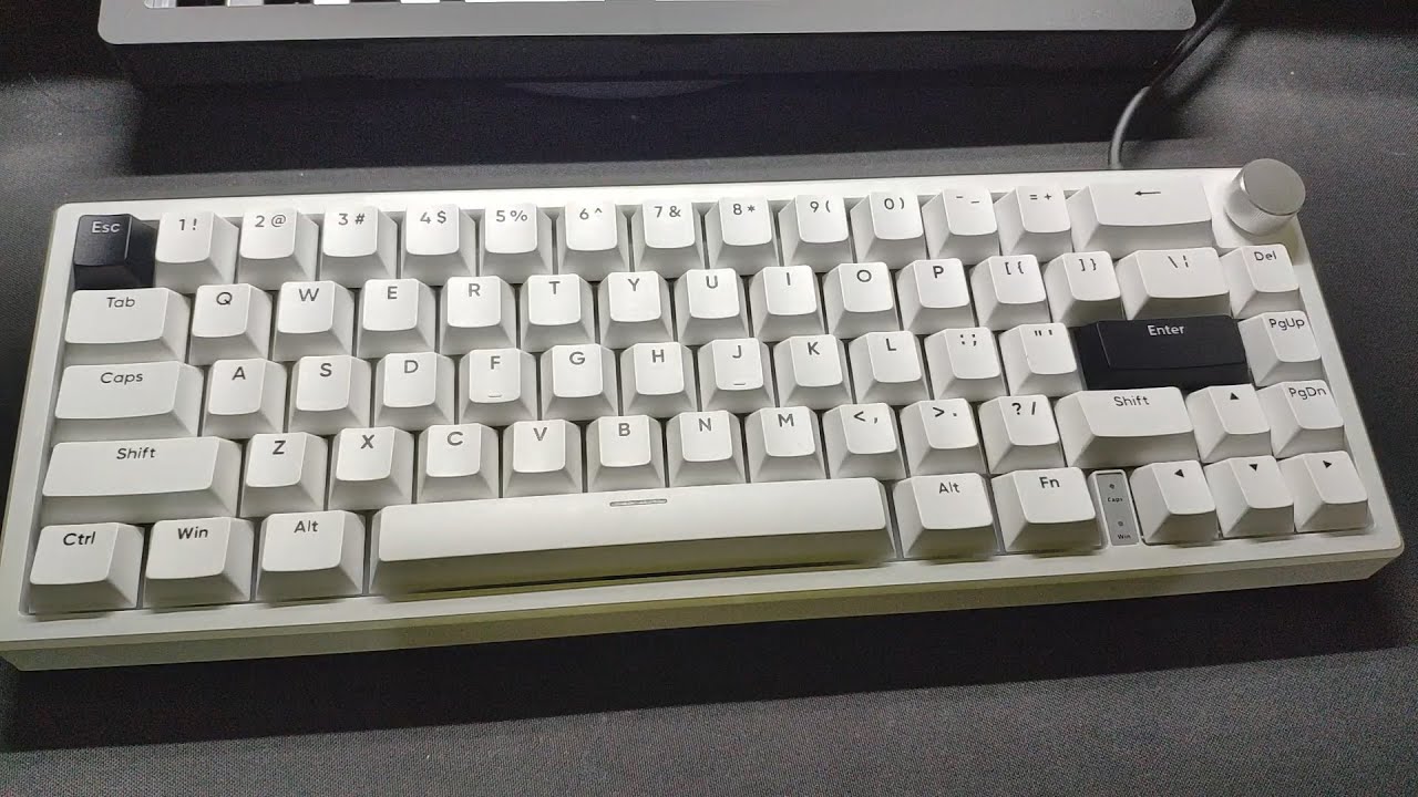 VortexSeries GT65 Lite | SP Star Polaris Grey Typing Test - YouTube