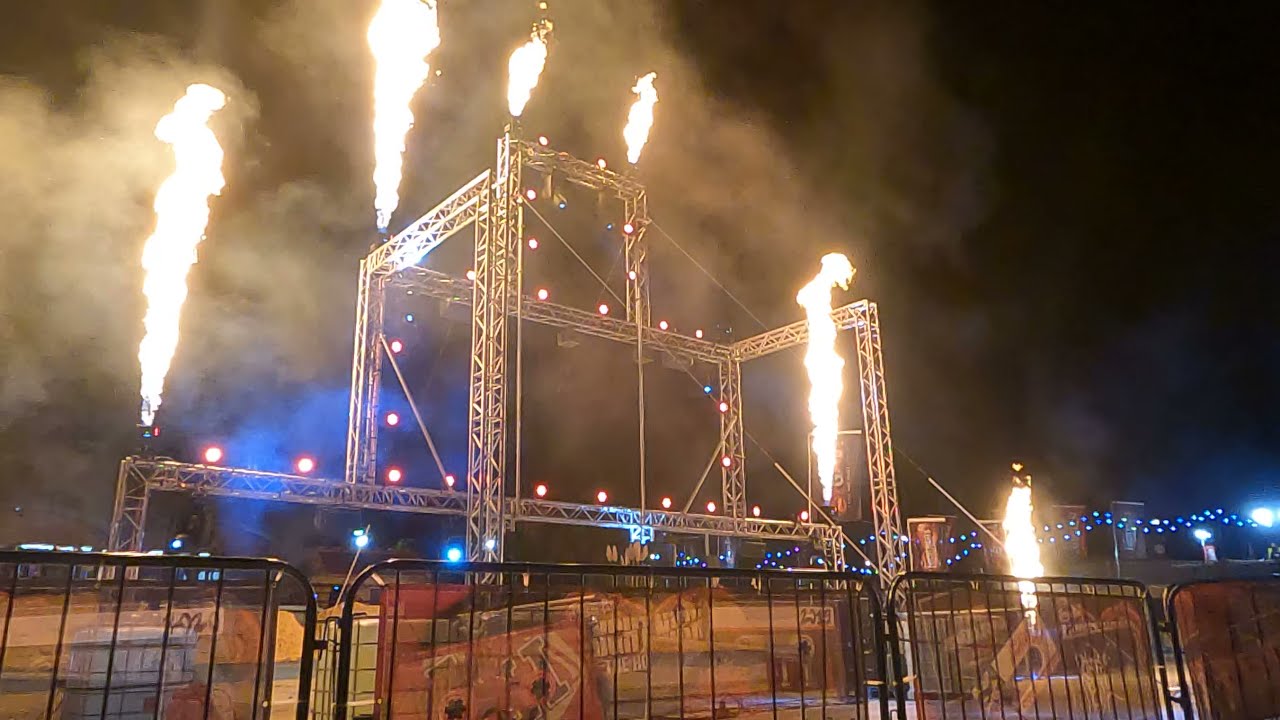 Thorpe Park LEGACY: A Fire and Light Display - YouTube