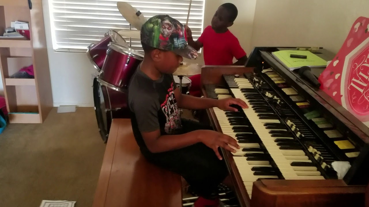 Jamaine Jr @ Jayce Berry getting it in Hammond organ and drum - YouTube