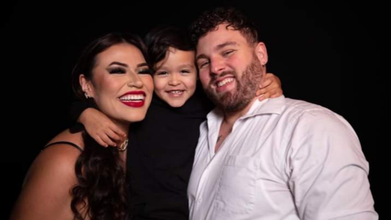 Live makeup tutorial - YouTube