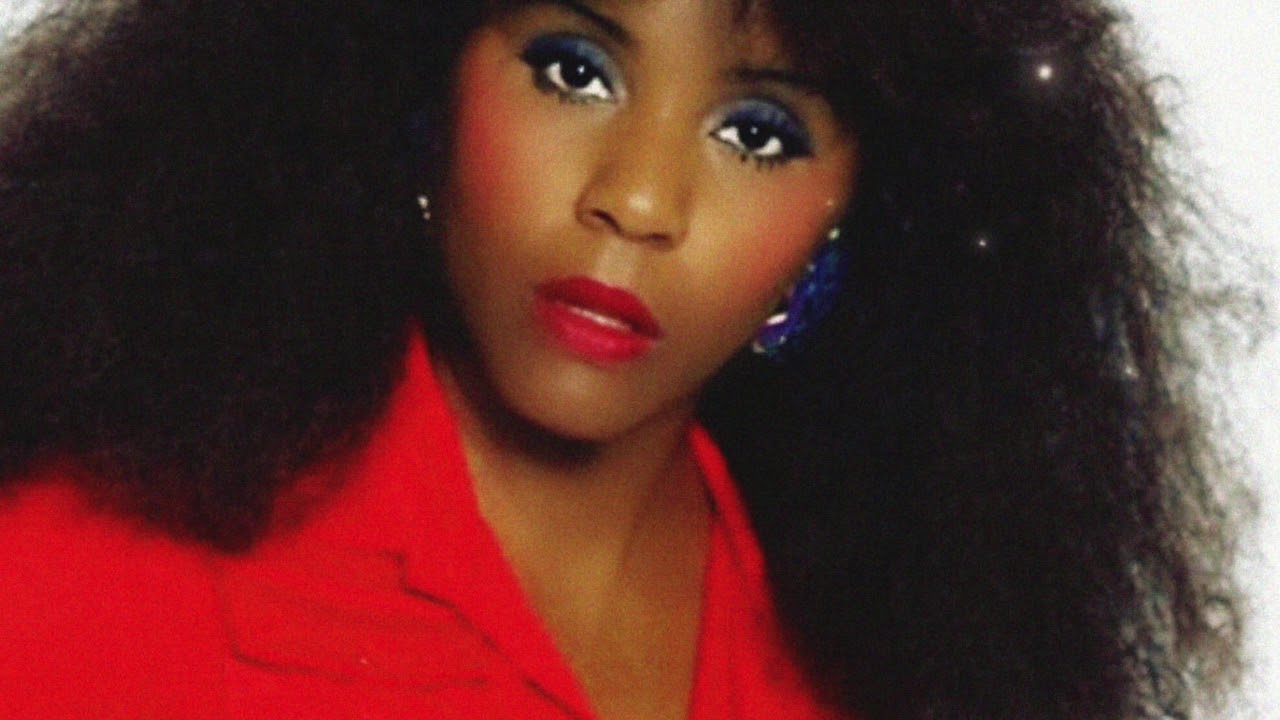 Stephane Deschezeaux Feat Kiki Kyte - YouTube