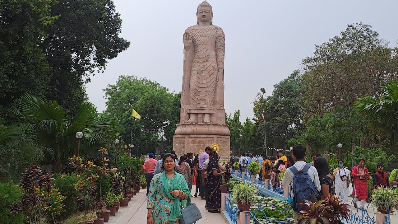 80 Feet statue of Buddha in Deer Park | Varanasi jaker yha Anna mat ...