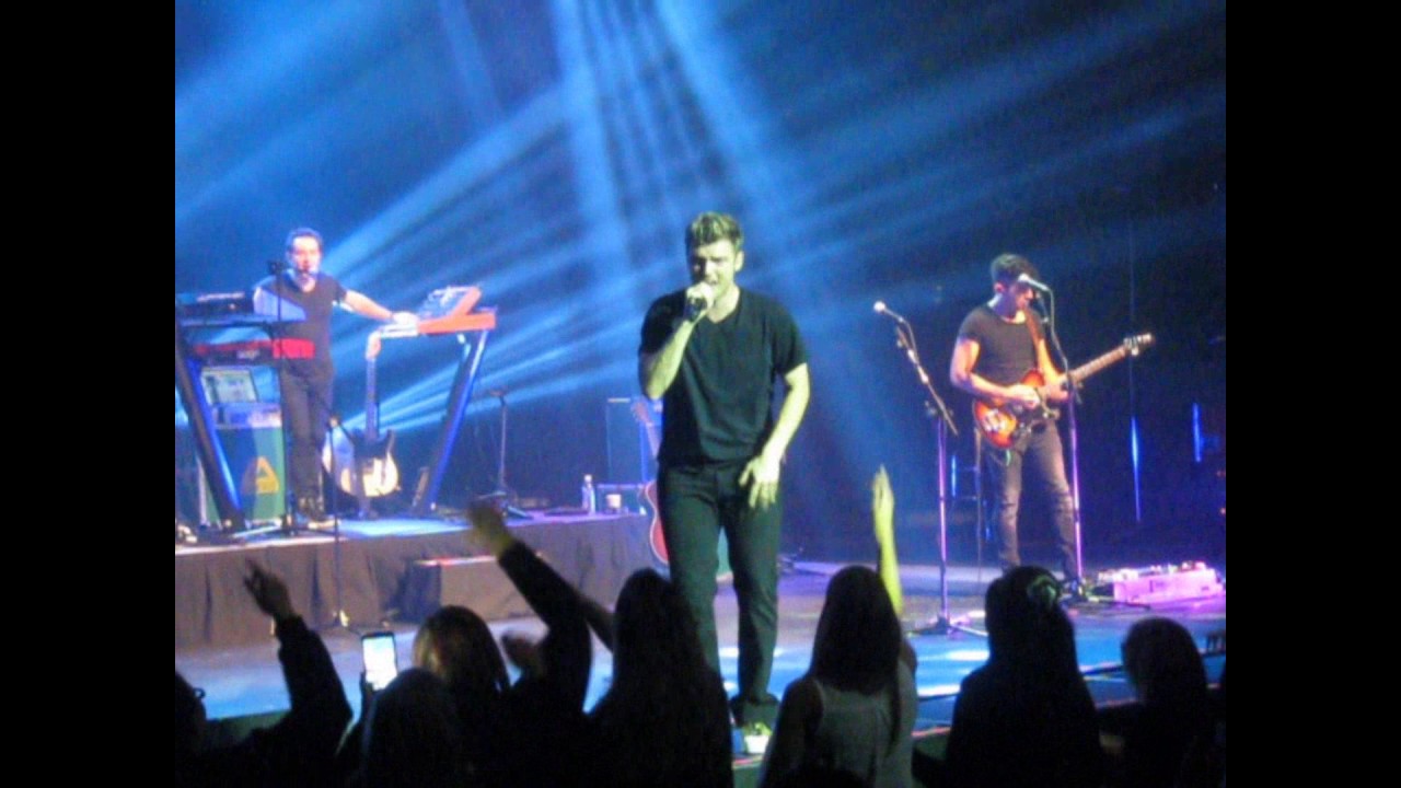 Nick Carter Everybody (Backstreets Back) Live Medicine Hat November 20 ...