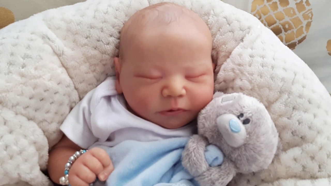 Scammers In Our Reborn Community!!! Beware!! - YouTube