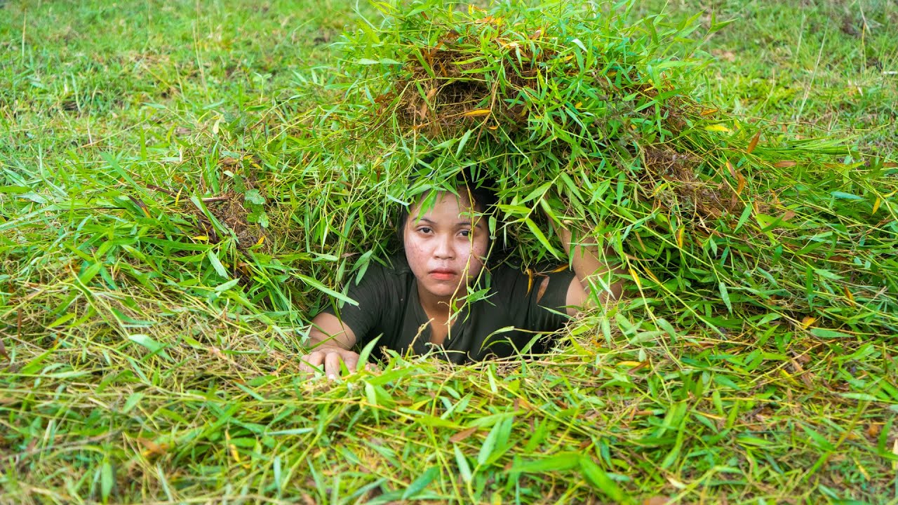 Girl Living Off The Grid Build the Most Secret Hidden Underground Home ...