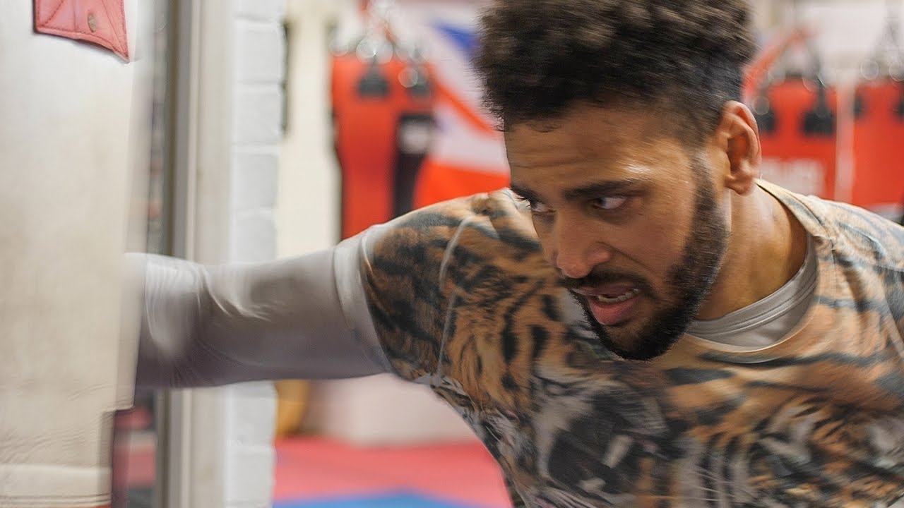 DROPPING BOMBS! Hard-hitting heavyweight NICK WEBB on the comeback ...