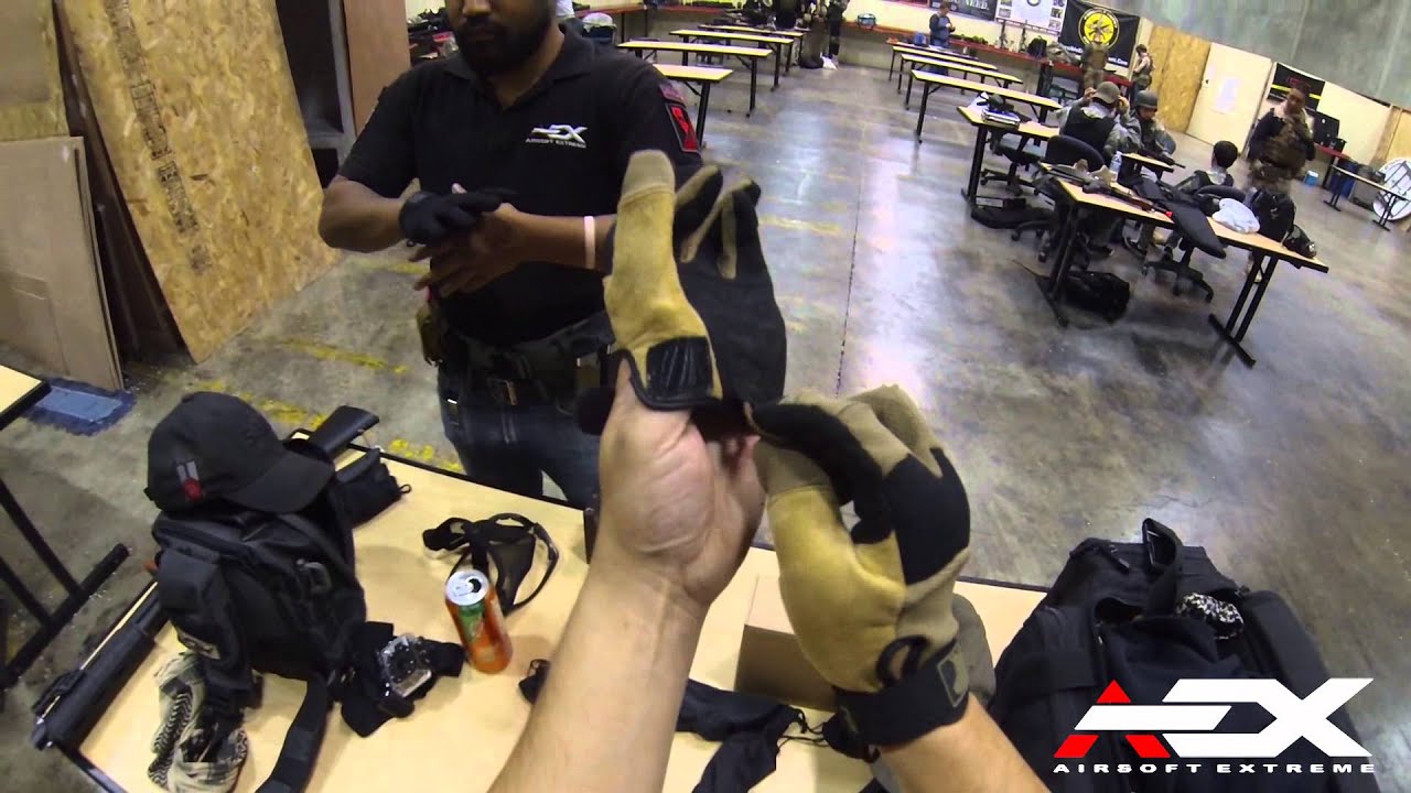 SKD Tactical PIG FDT Alpha Touch Gloves - AEX Skirmish Report - YouTube