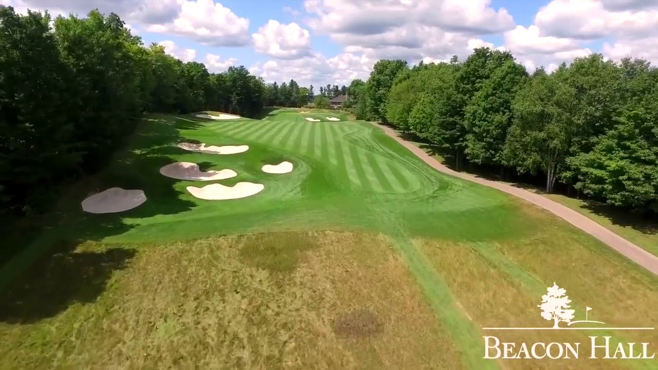 18 Hole Tour of Beacon Hall Golf Club - Aurora, ON - YouTube