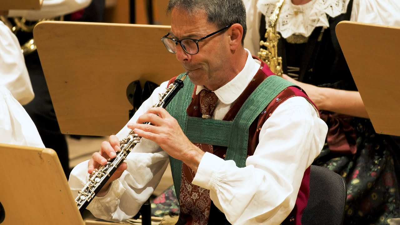 The Hounds of Spring - Alfred Reed - YouTube