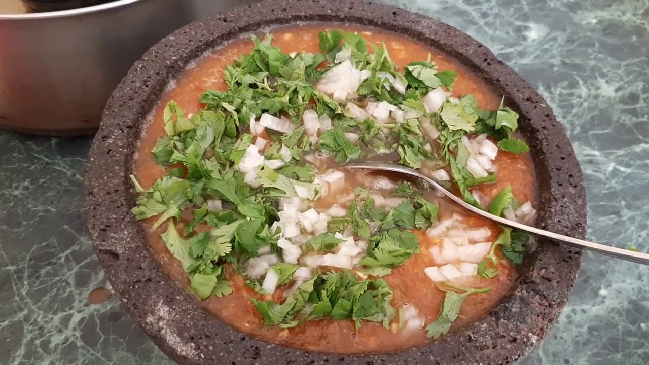 Como hacer salsa estilo sinaloa |salsa de molcajete| - YouTube