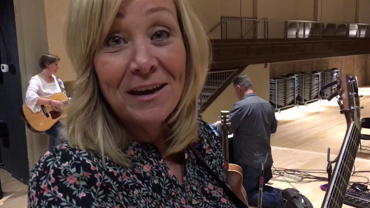 Singer/Songwriter Nancy Hanson Says Hello! - YouTube