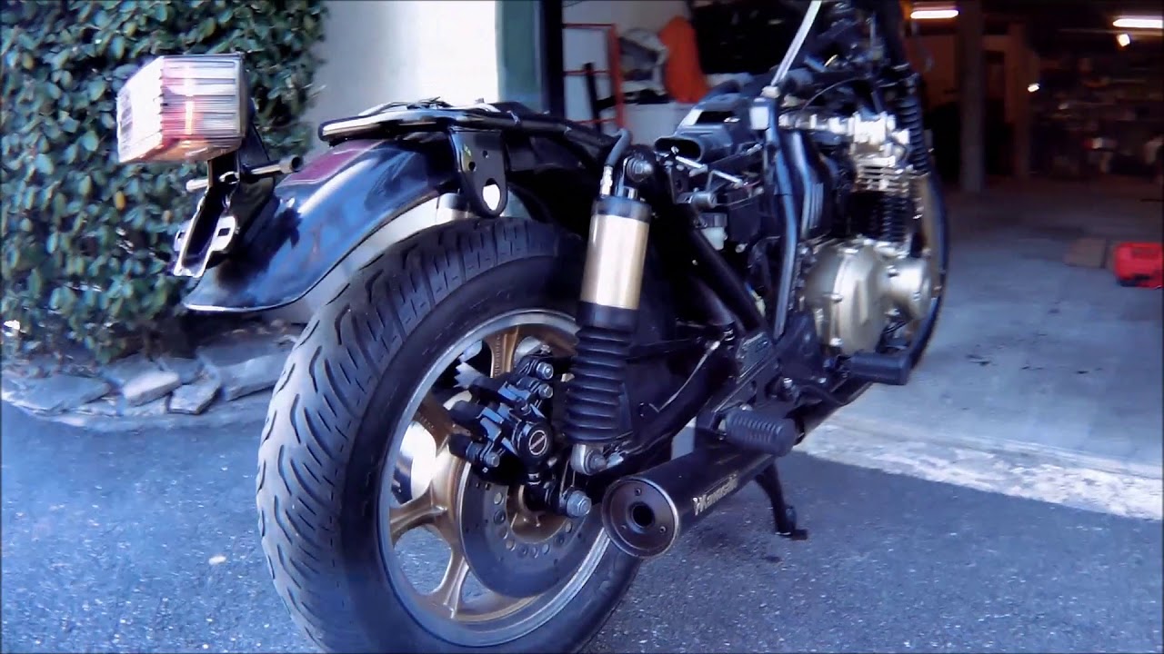 Kawasaki 1100 Spectre de 1983 - Redémarrage - YouTube
