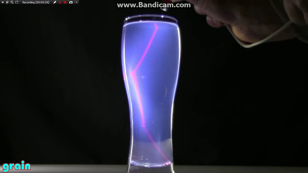 Refraction Demonstrated thru Curved Glass - YouTube