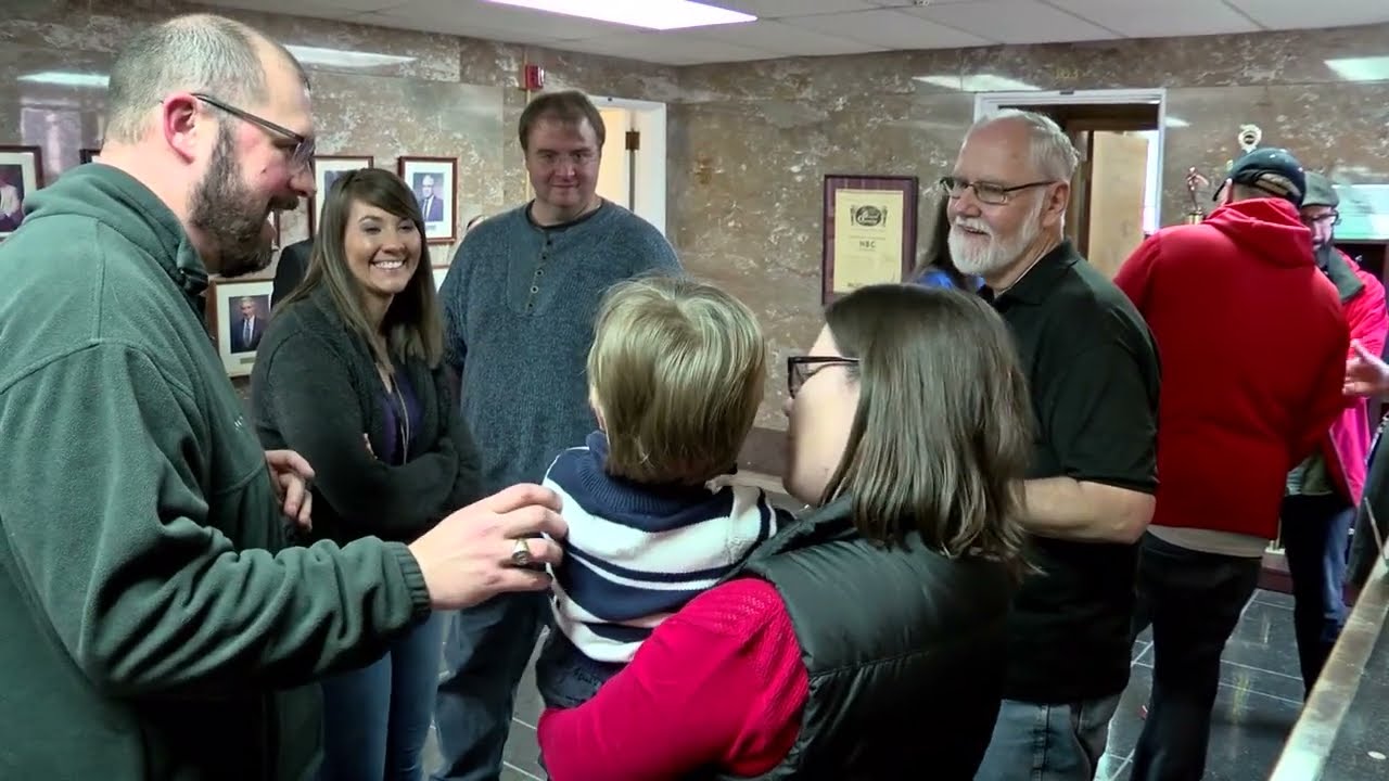 Ed Jones Retirement from WJHL-TV after 47 years - YouTube