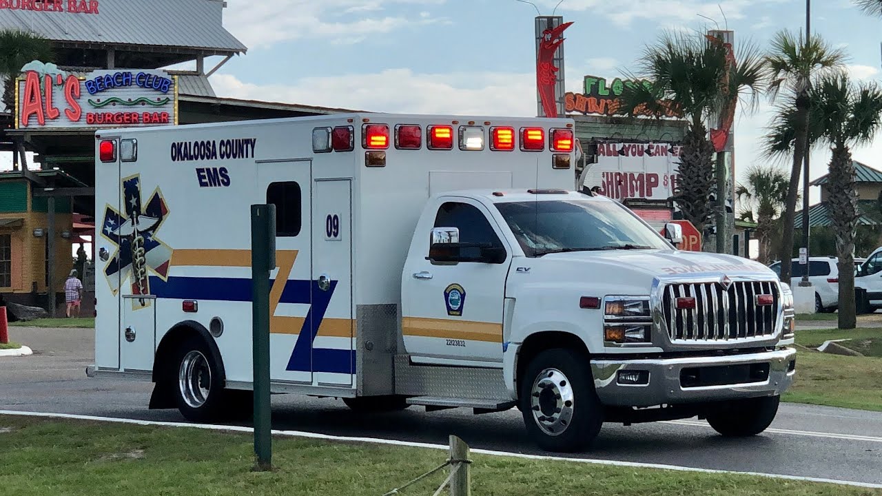 Okaloosa County EMS Medic 9 responding - YouTube