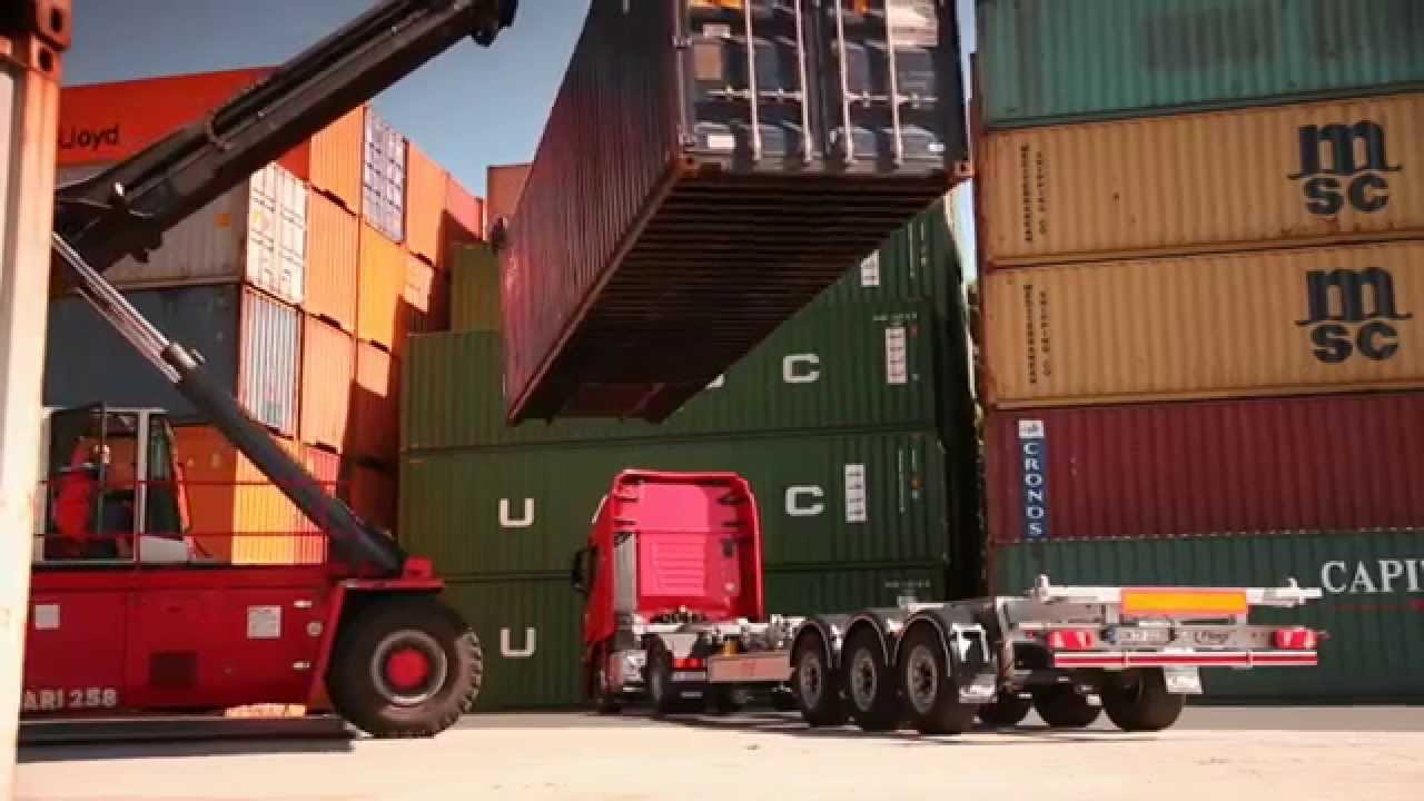 Gooseneck Containerchassis von Fliegl - YouTube