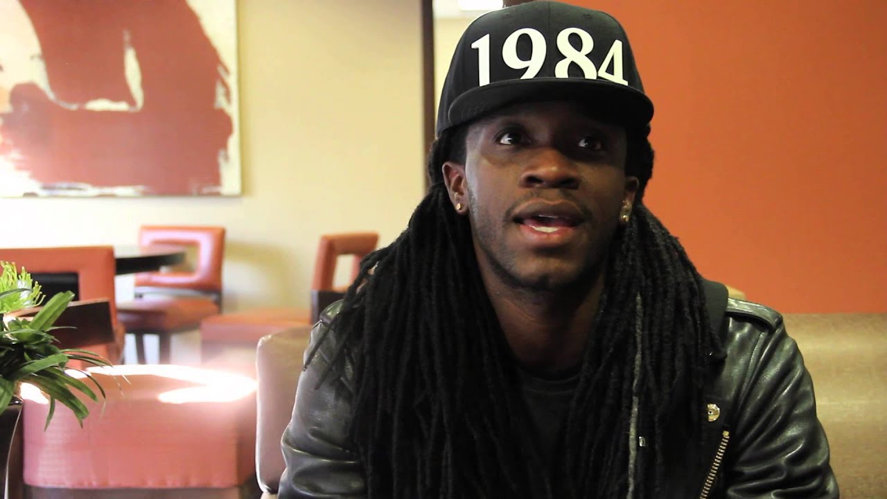 FNY TV Exclusive: Interview With Designer Ron Bass - YouTube