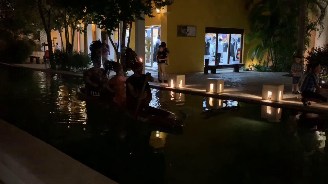 Selvatica Jungle Adventure - YouTube