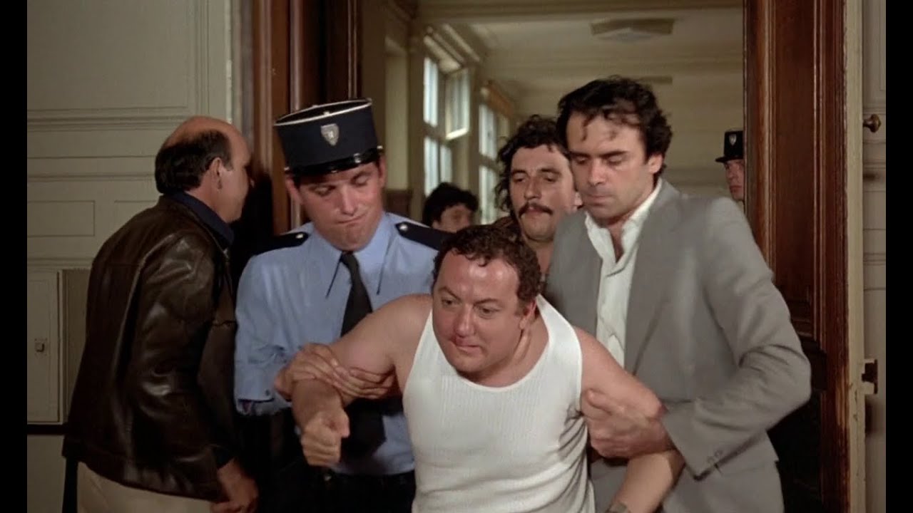 Inspecteur La Bavure (1980) - YouTube