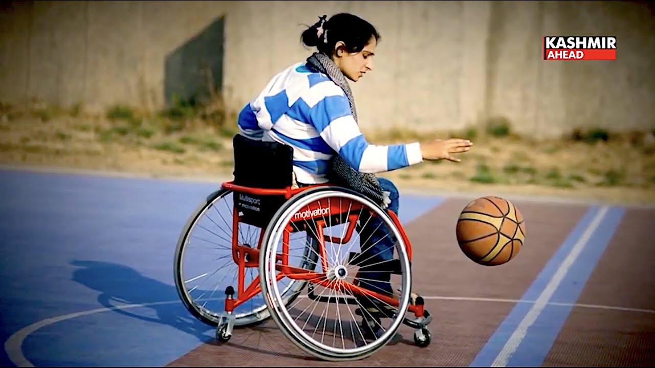 Kashmir’s first female wheelchair basketball player Inshah Bashir - YouTube