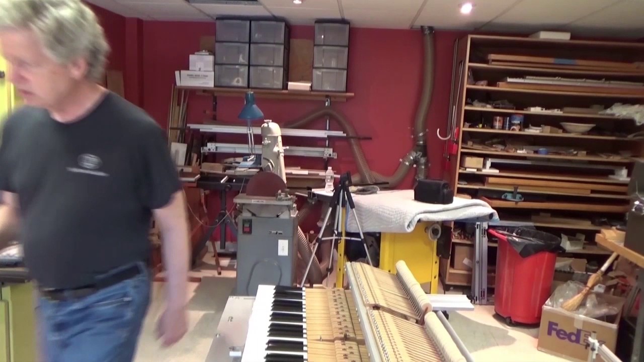 Regulate grand piano – 24 positioning rails and slipper tracks - YouTube