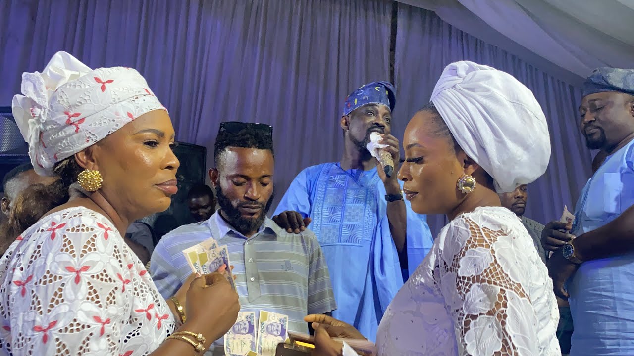FAITHIA BALOGUN AND PASUMA WASIU ALABI ON DANCE FLOOR AT WASIU AND ...