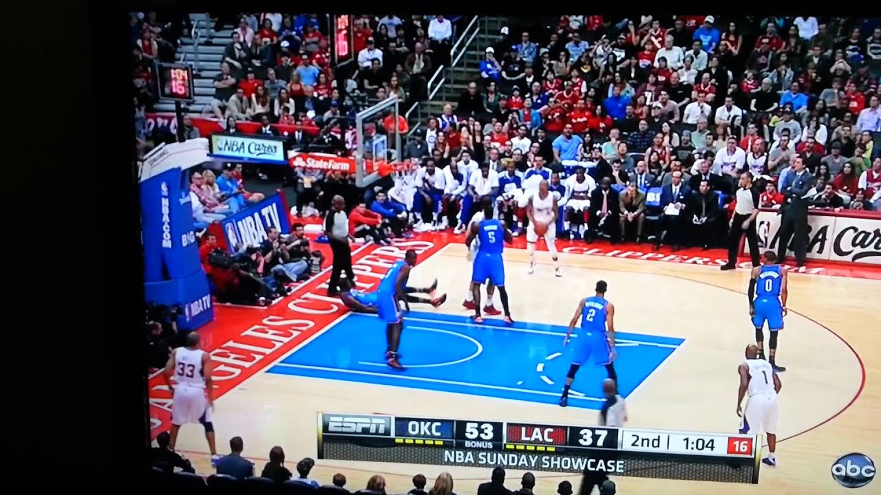 Kevin Durant gets crossed by caron Butler - YouTube