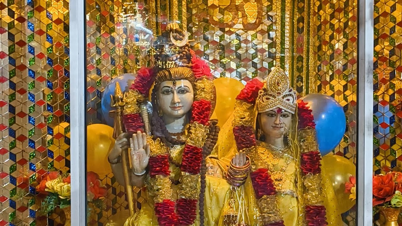 Gaura Mata di Mehndi and Bangle Ceremony - YouTube