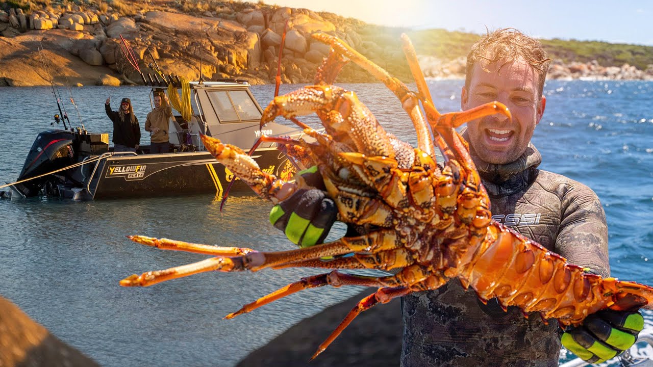 How To Catch GIANT Rock Lobster! - YouTube